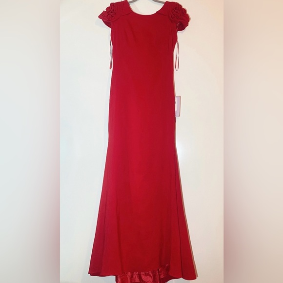 JS Collections | Dresses | Js Collection Rosette Cowl Back Evening Gown ...